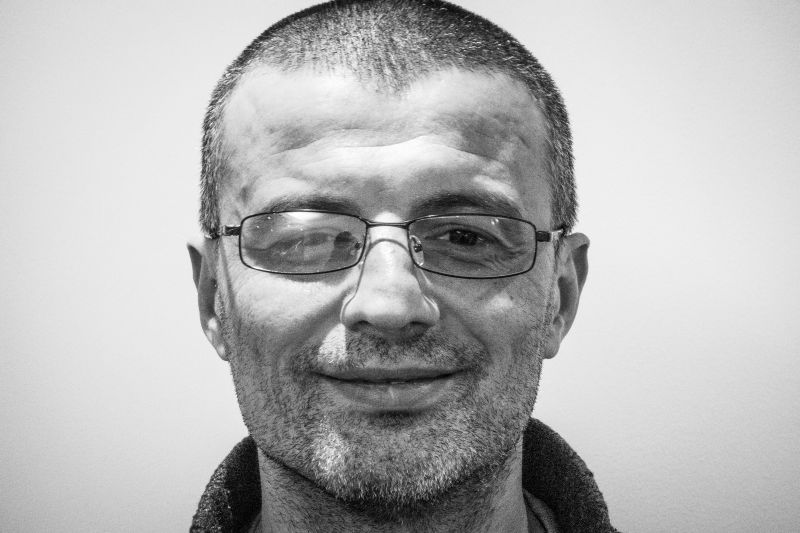 Maniile si nostalgiile lui Adrian Schiop - Dela0